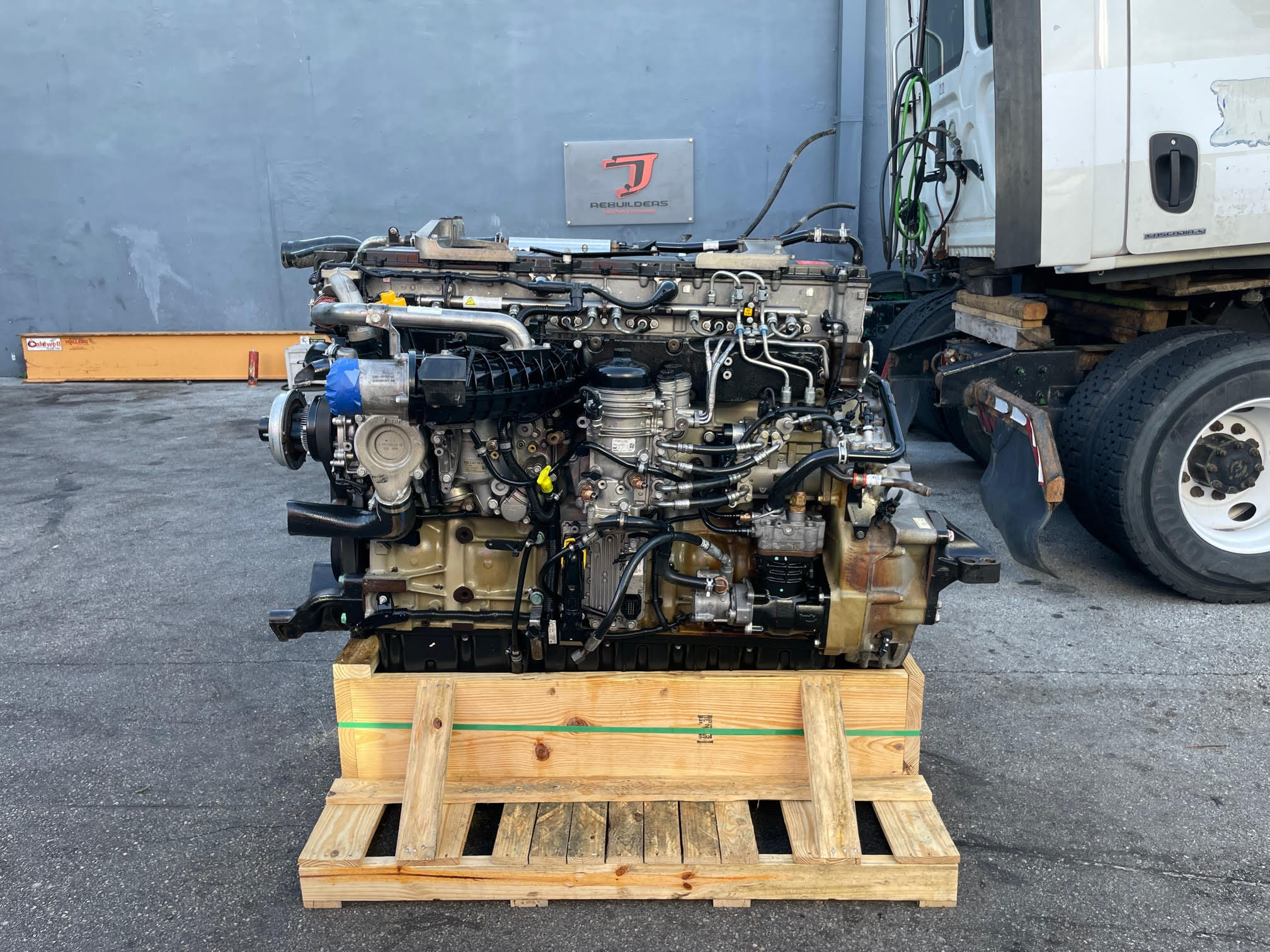 Used 2017 DETROIT dd15 Engine | Mount in | RaD