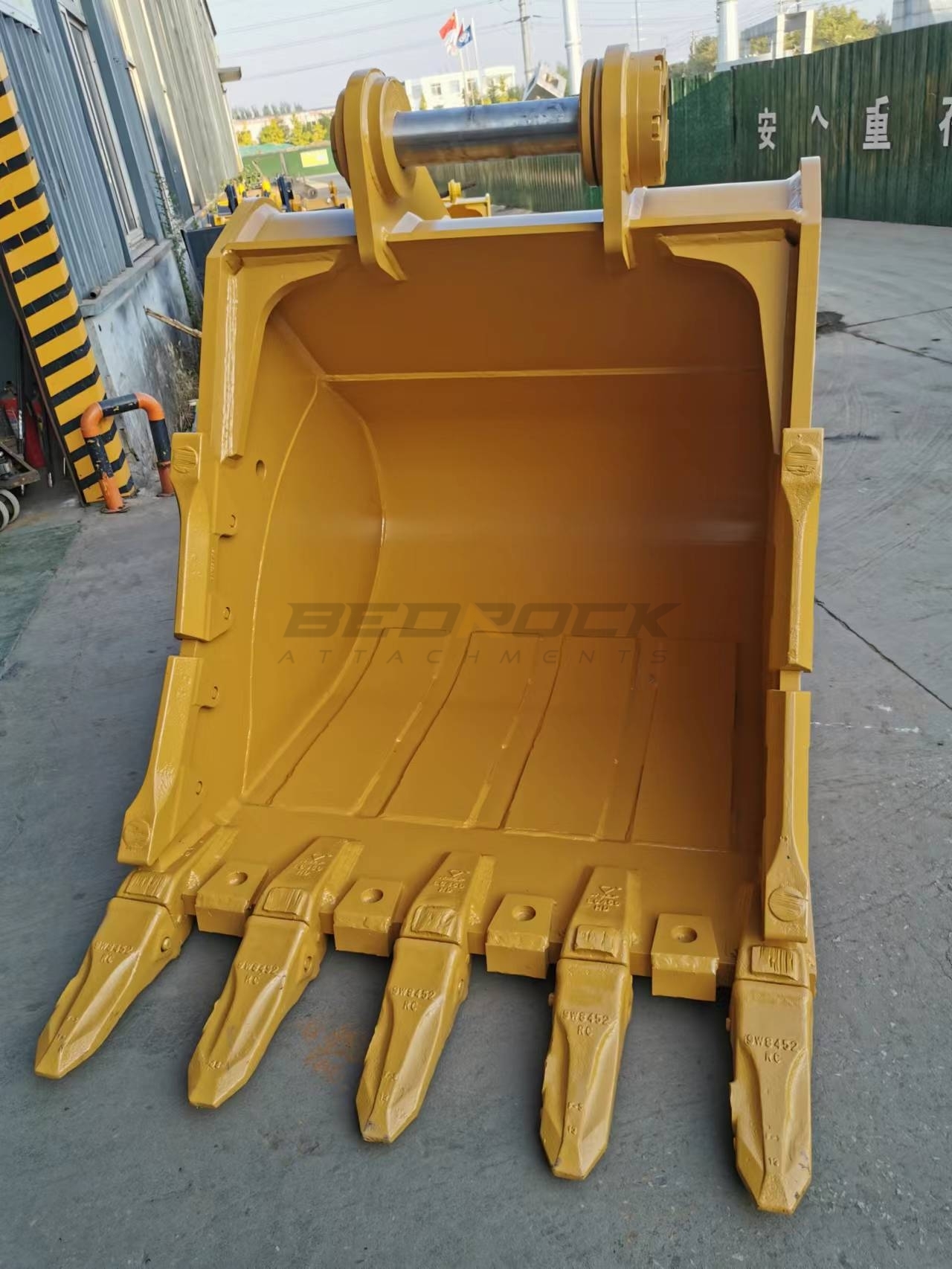 New 2022 CATERPILLAR 52” EXCAVATOR ROCK BUCKET FITS CAT 336 Bucket in ...