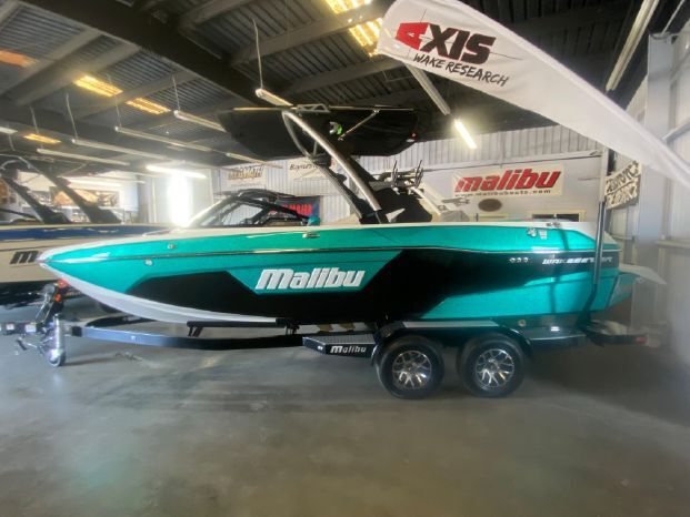 2022 MALIBU WAKESETTER LSV 23 Ski and Wakeboard boat Power Boat ...