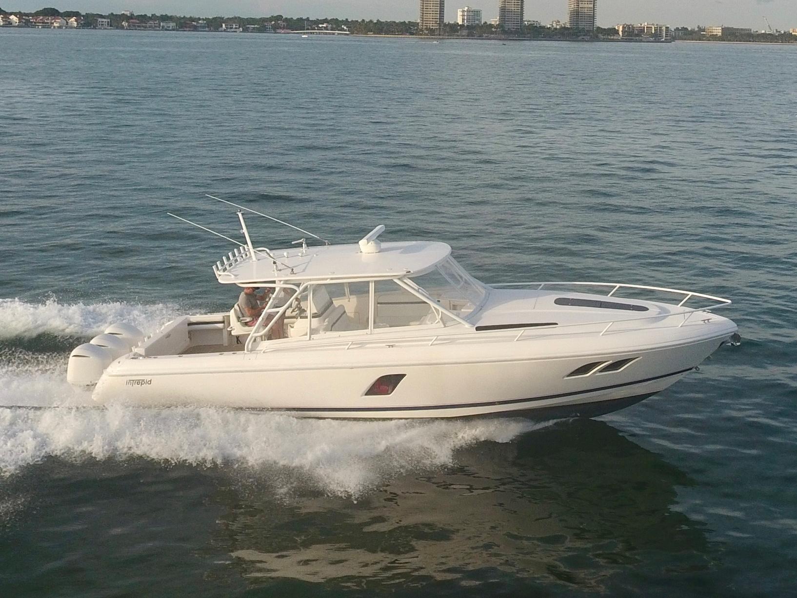 2014 INTREPID 400 Cuddy Cuddy Cabin Power Boat For Sale in West ...