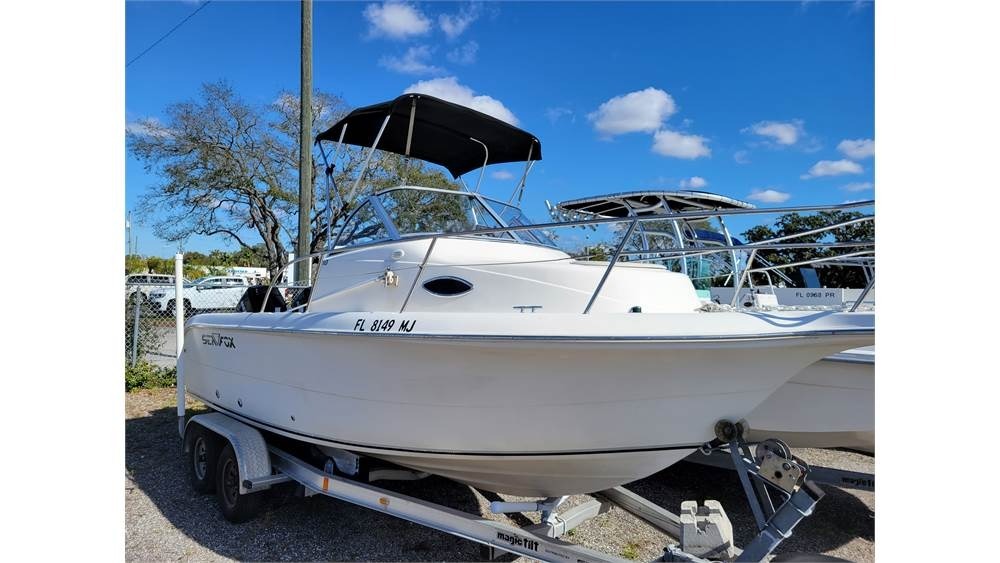 2004 SEA FOX 210 WALKAROUND Walkaround Power Boat For Sale in Ho...