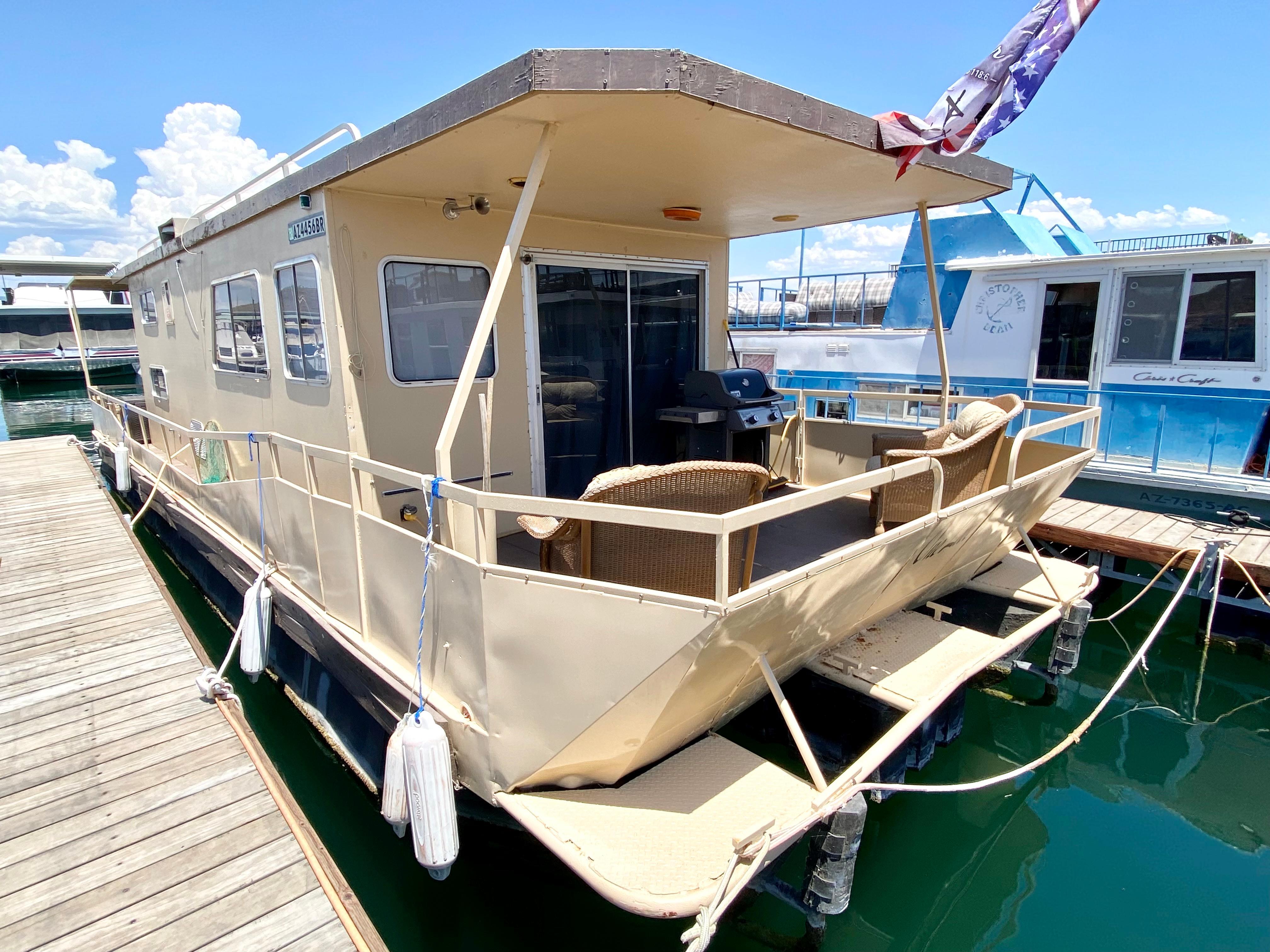 1987 MASTERFAB 43 HB Houseboat Power Boat For Sale in Morristown...