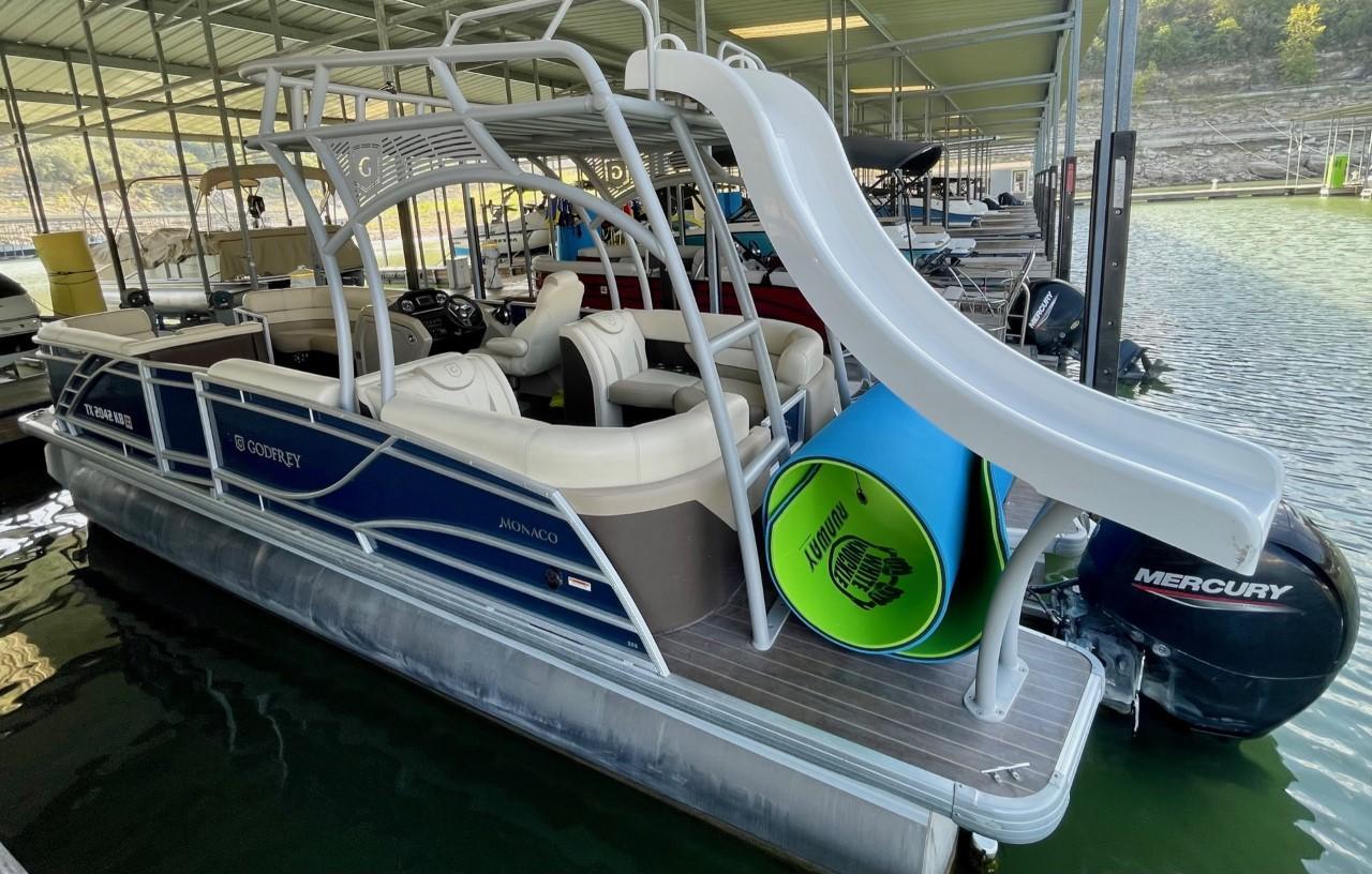 2020 GODFREY PONTOONS MC255 Pontoon Power Boat For Sale in Austi...