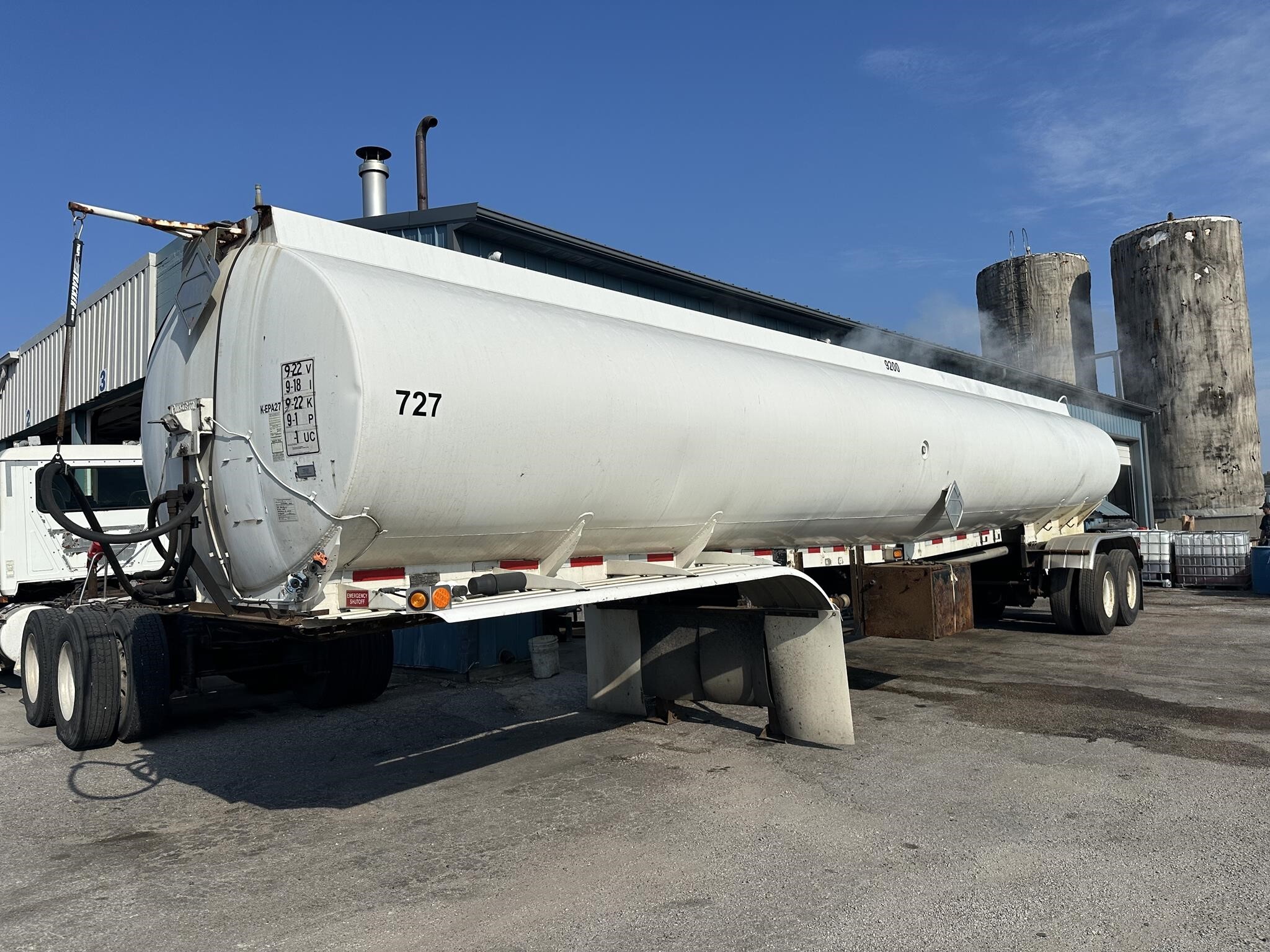 Used 1984 CUSTOM TRAILER 1-COMPARTMENT / 9200G / NEW TESTS Fuel Tank ...