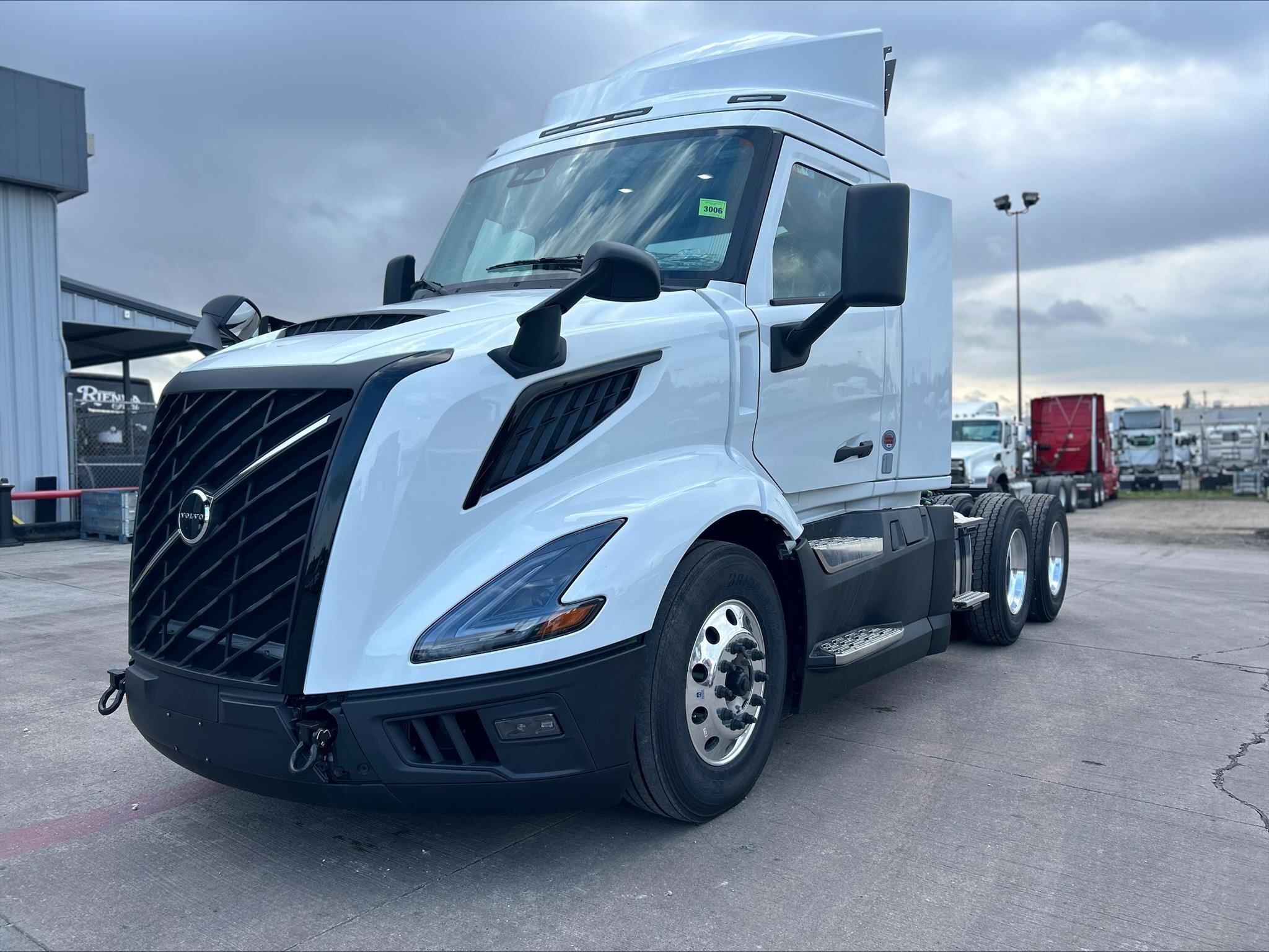 New 2025 VOLVO VNL64T300 Conventional - Day Cab in Fort Worth, TX ...