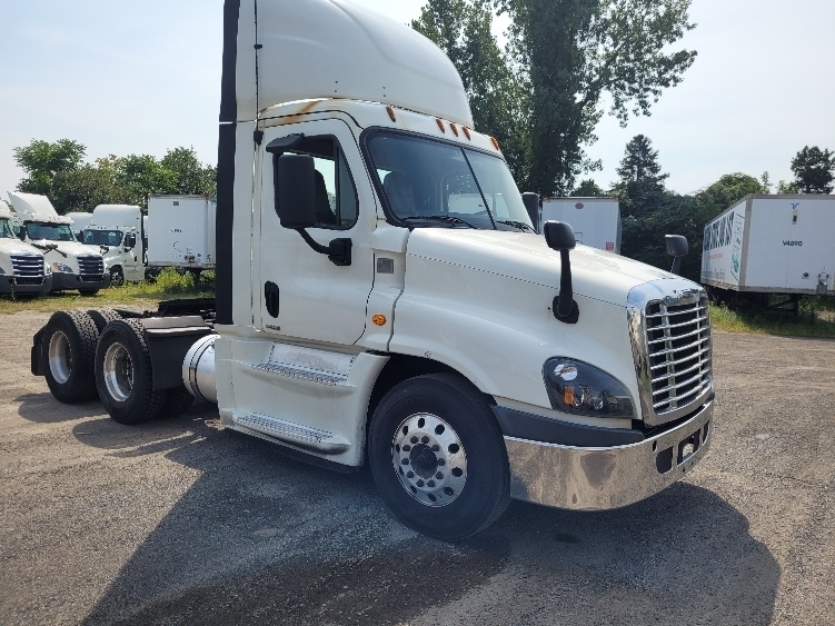 Used 2019 FREIGHTLINER CASCADIA 125 Conventional - Day Cab in FITCHBURG ...