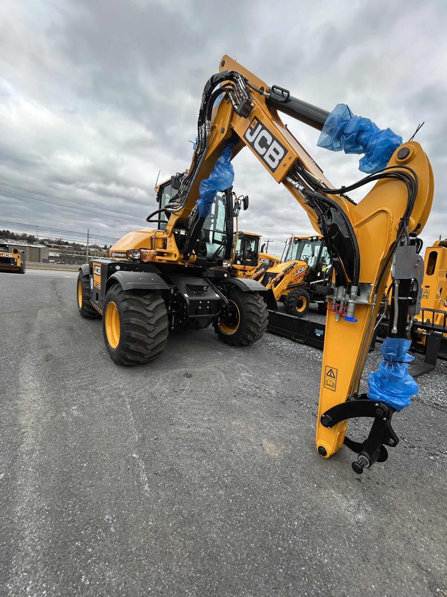 New 2025 JCB POTHOLE PRO Asphalt Recycling Equipment in Harrisburg, PA ...