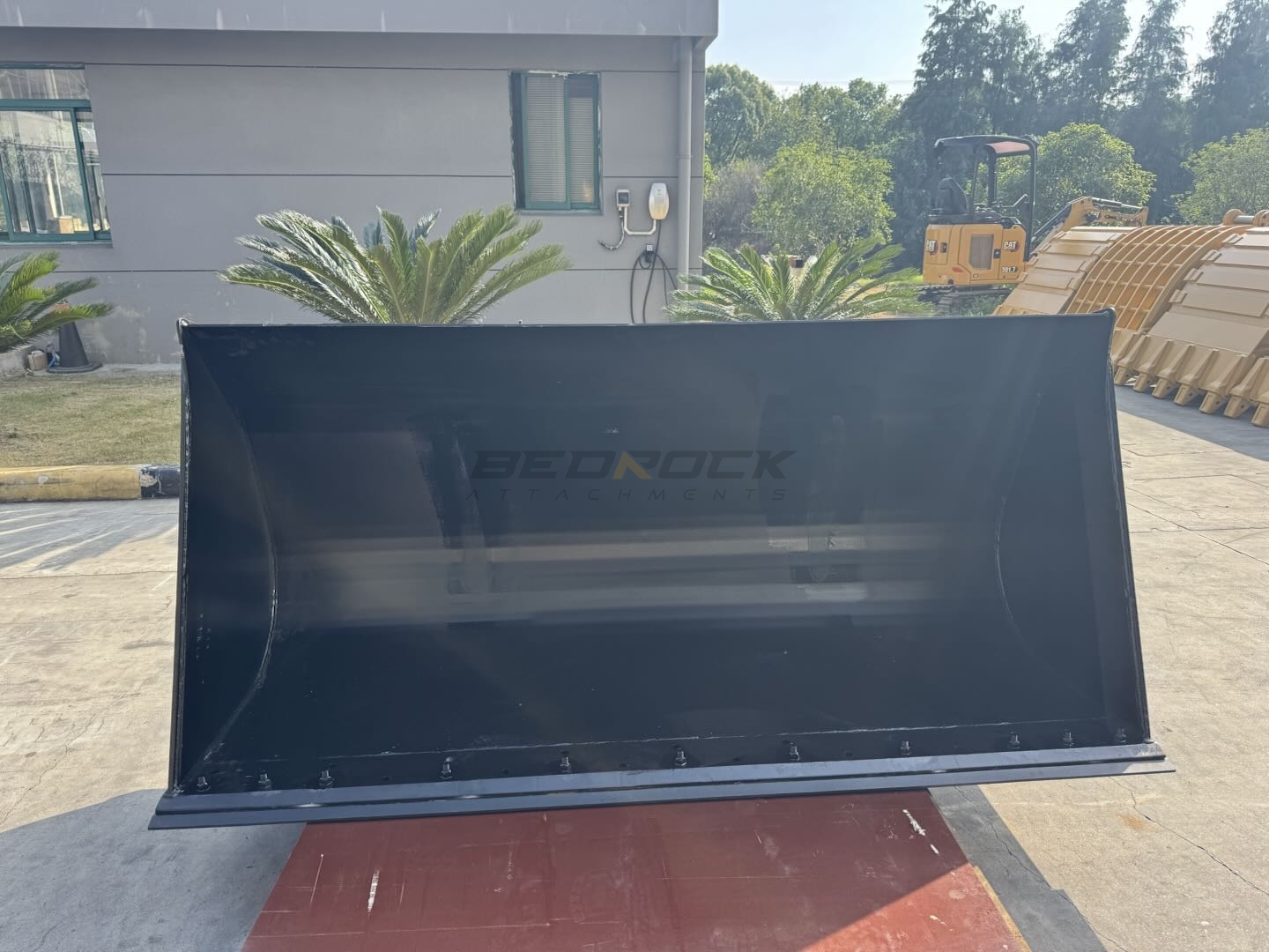 New BEDROCK Loader GP Bucket for ISO CAT 906 - 908, 1.0m3, 80in Bucket ...