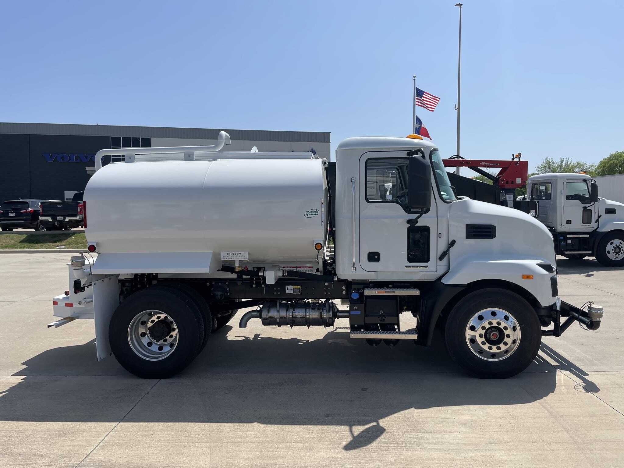 New 2026 MACK MD6 Water Truck in Dallas, TX | NextTruck