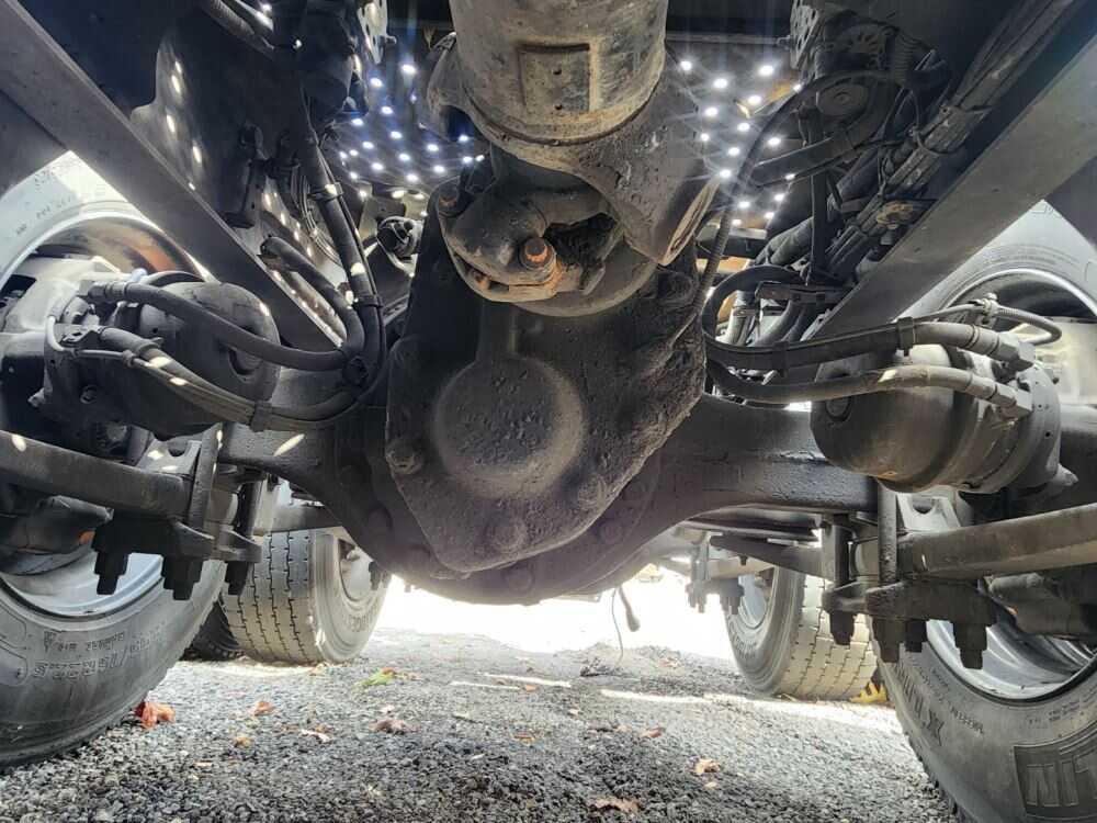 Used Meritor/Rockwell MT-40-14X Cutoff & Assembly in North East, MD ...