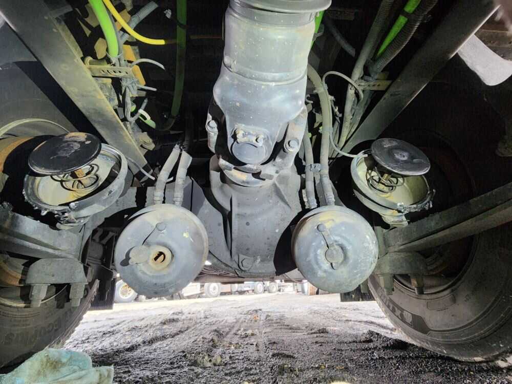 Used Meritor/Rockwell MT40-14X Axle Part in North East, MD | NextTruck