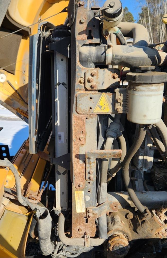 Used International WorkStar 7400 Radiator | Radiator Component in North ...