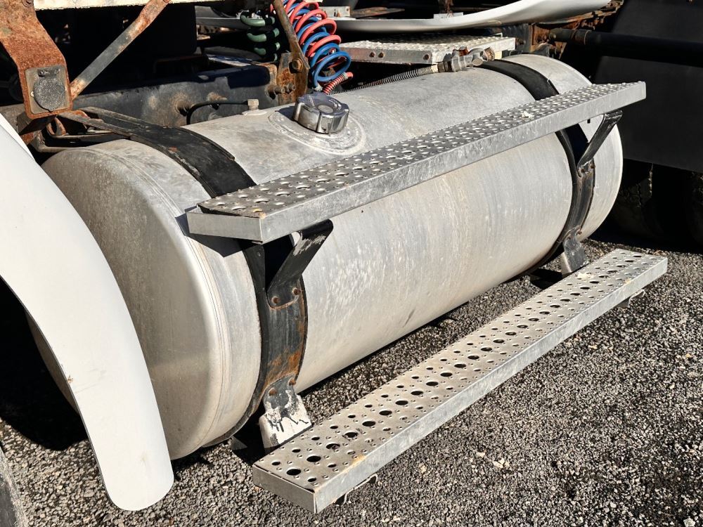 Used Sterling A9500 Fuel Tank in North East, MD | NextTruck