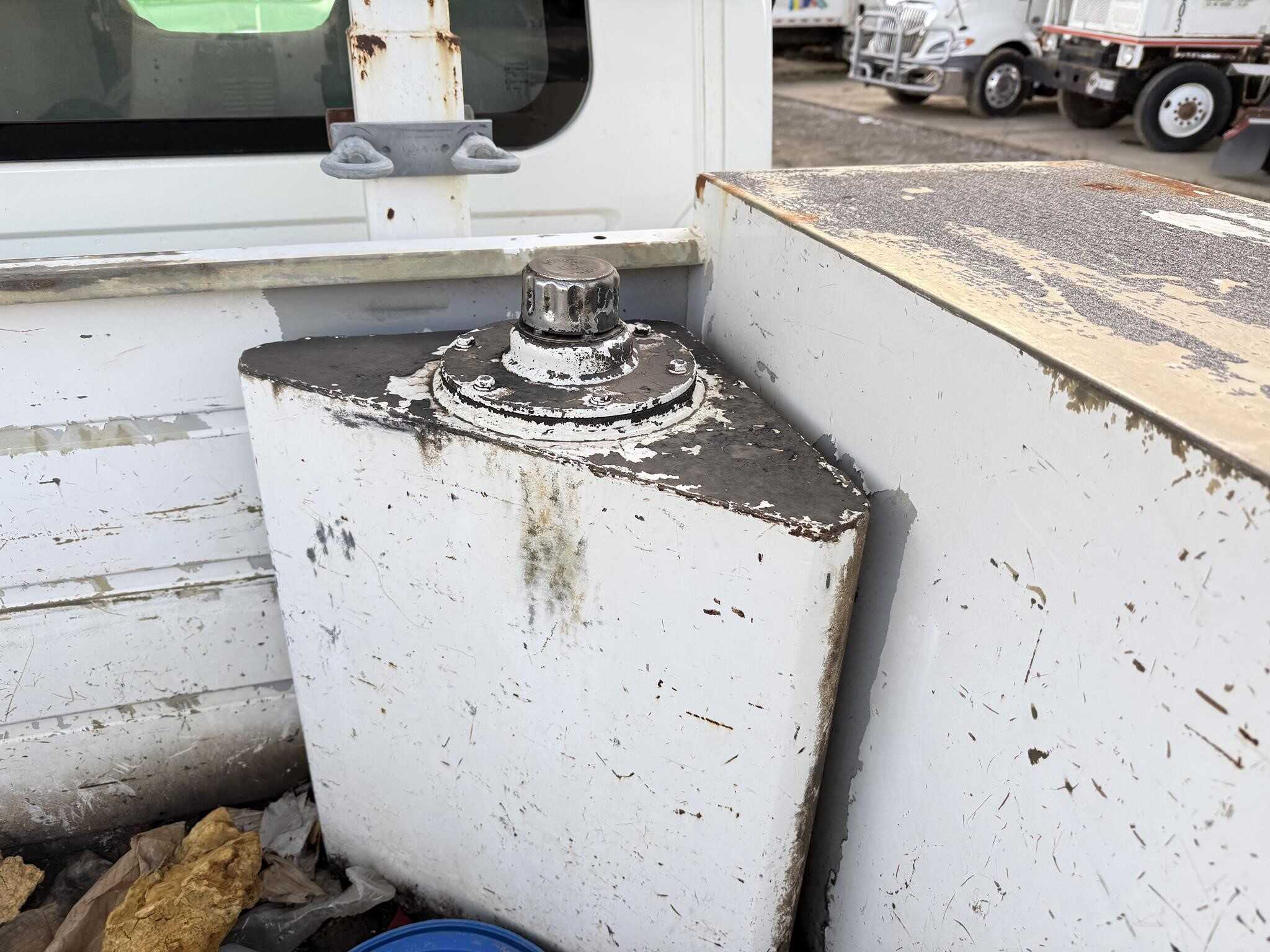 Used 2006 ALTEC AM55 Bucket Truck - Boom Truck in Covington, TN | NextTruck