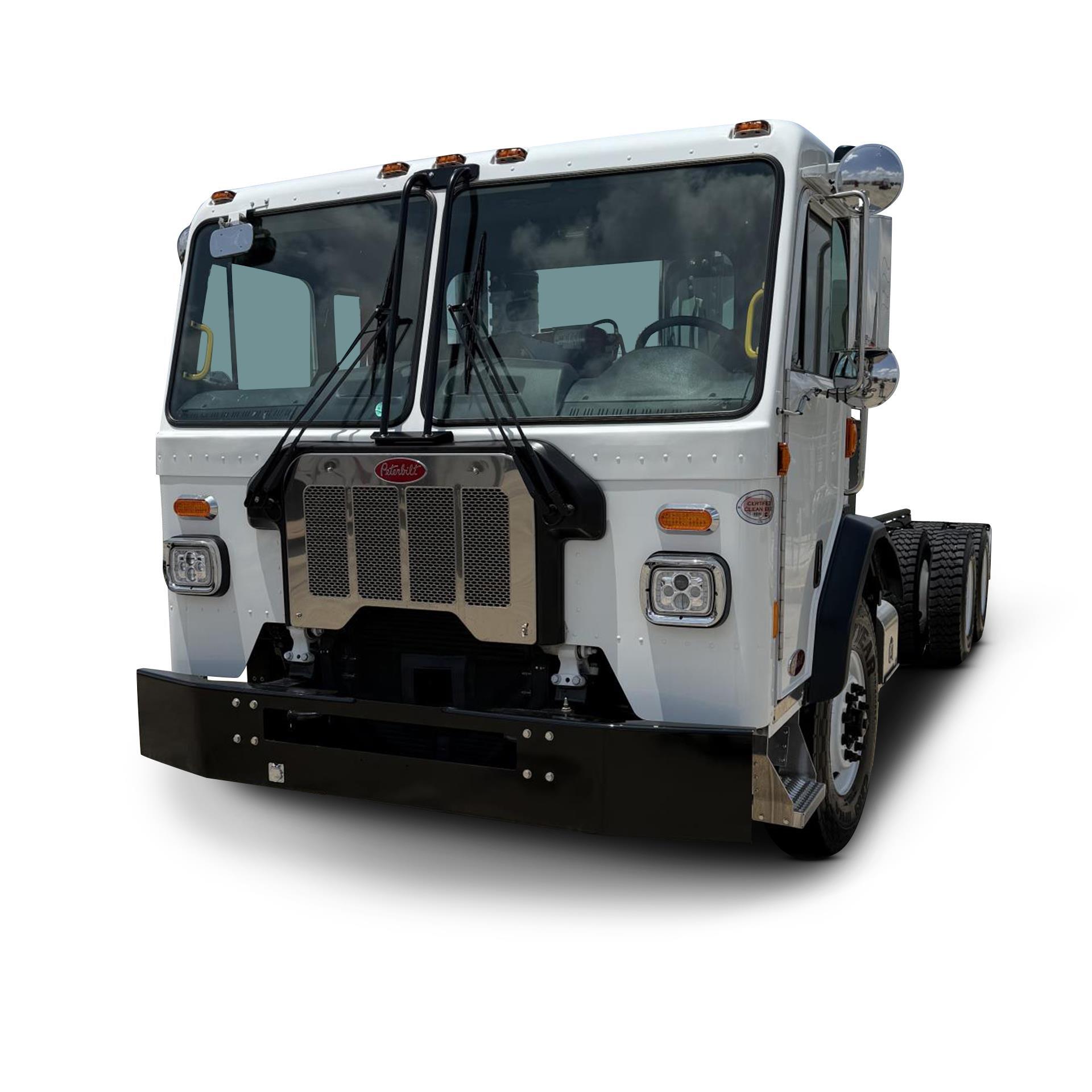 New 2026 Peterbilt 520 Day Cab Trucks in Laredo, TX | RaD