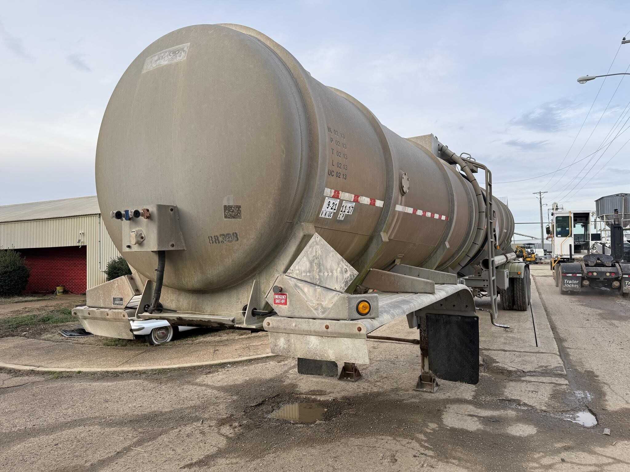 Used 2012 DRAGON PRODUCTS 8400 GALLON VAC TANK Vacuum Trailer in ...