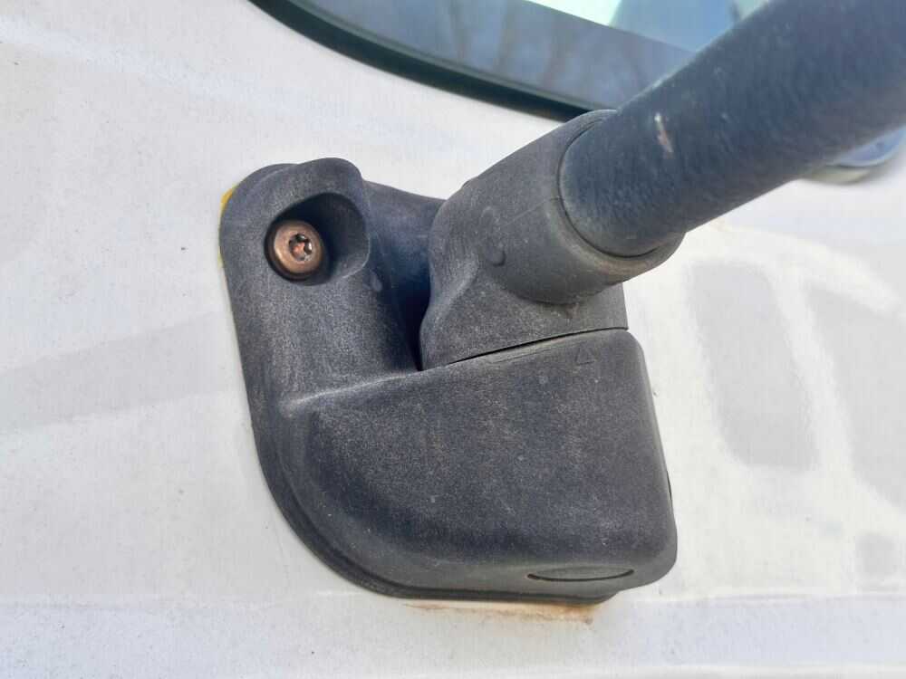 Used International 4300 Mirror in North East, MD | RaD