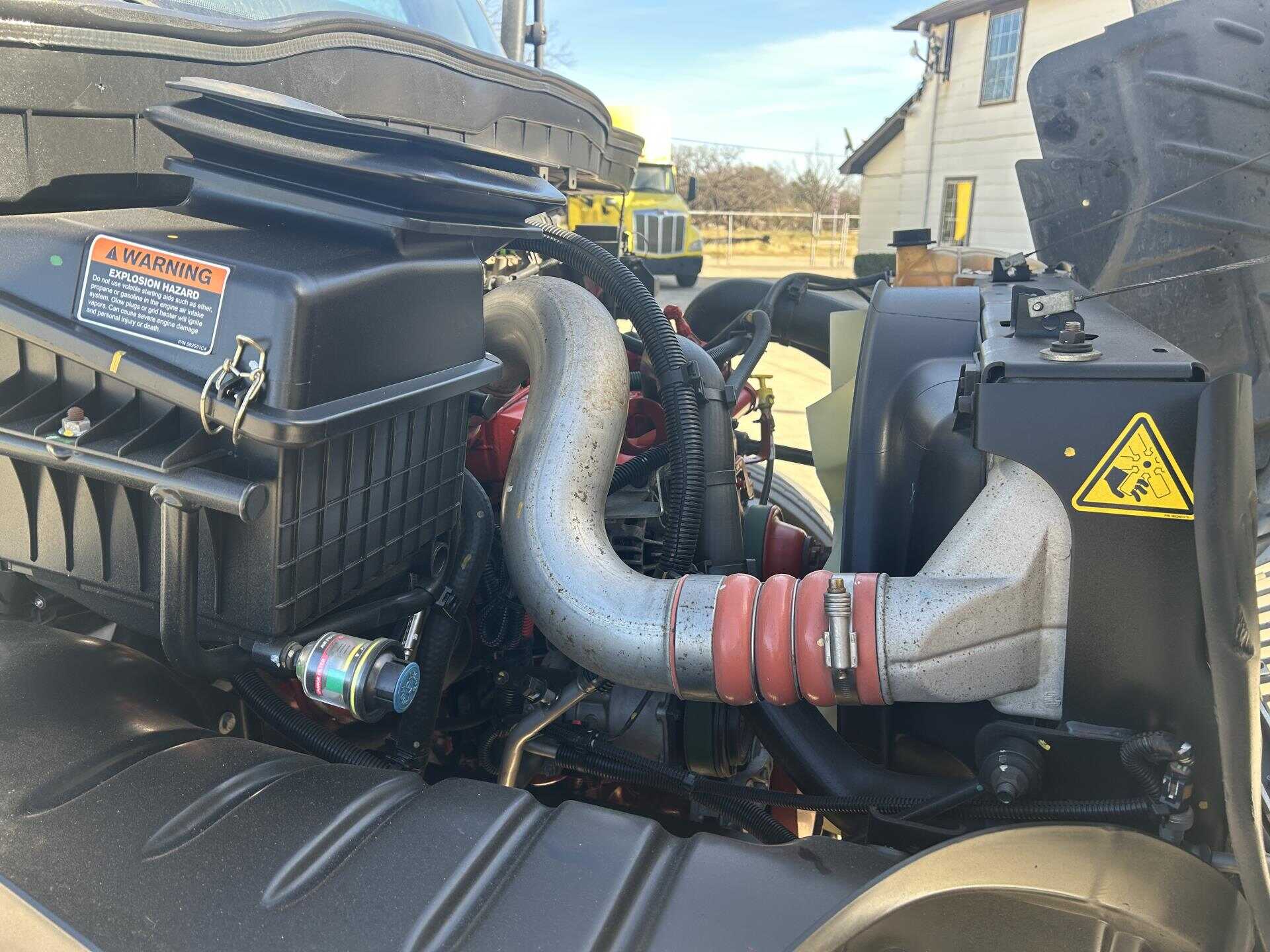 Used 2022 INTERNATIONAL MV607 Box Truck - Straight Truck in Irving, TX ...