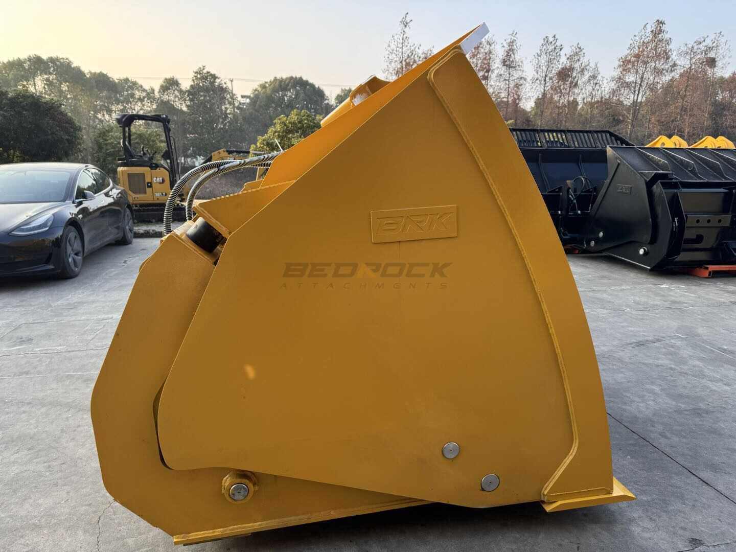 New BEDROCK High Dump Bucket for Pin on CAT 950H 962H, 5.1m3 Bucket in ...