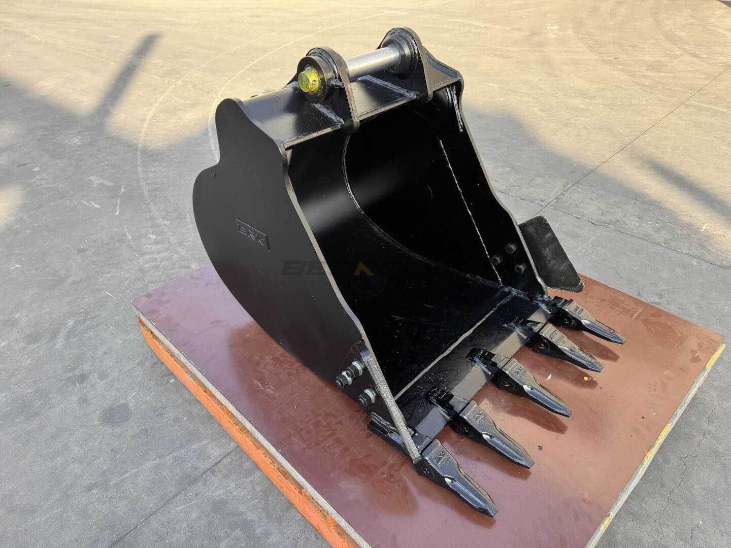 New BEDROCK 30in Heavy Duty Excavator Bucket fits CAT 308 Bucket in ...